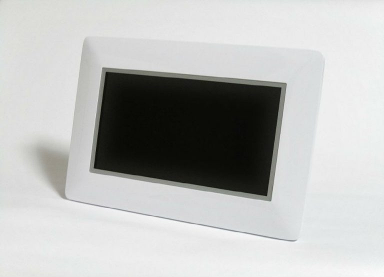 Digital Photo Frame A Unique Gifting Idea - Hope Fully Known